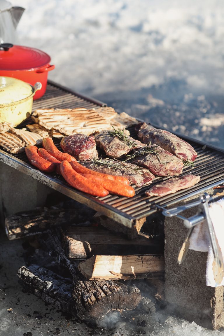 Ice Dinner and a Frozen Lake Elopement