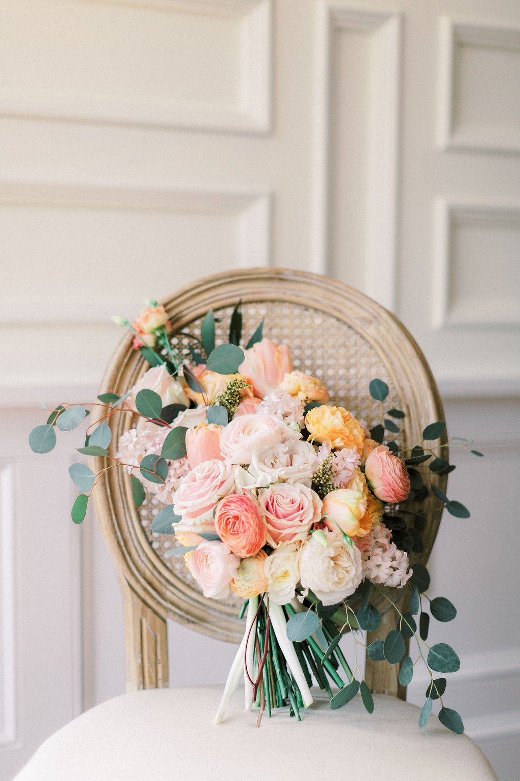 Charming Coral Spring Styled Shoot