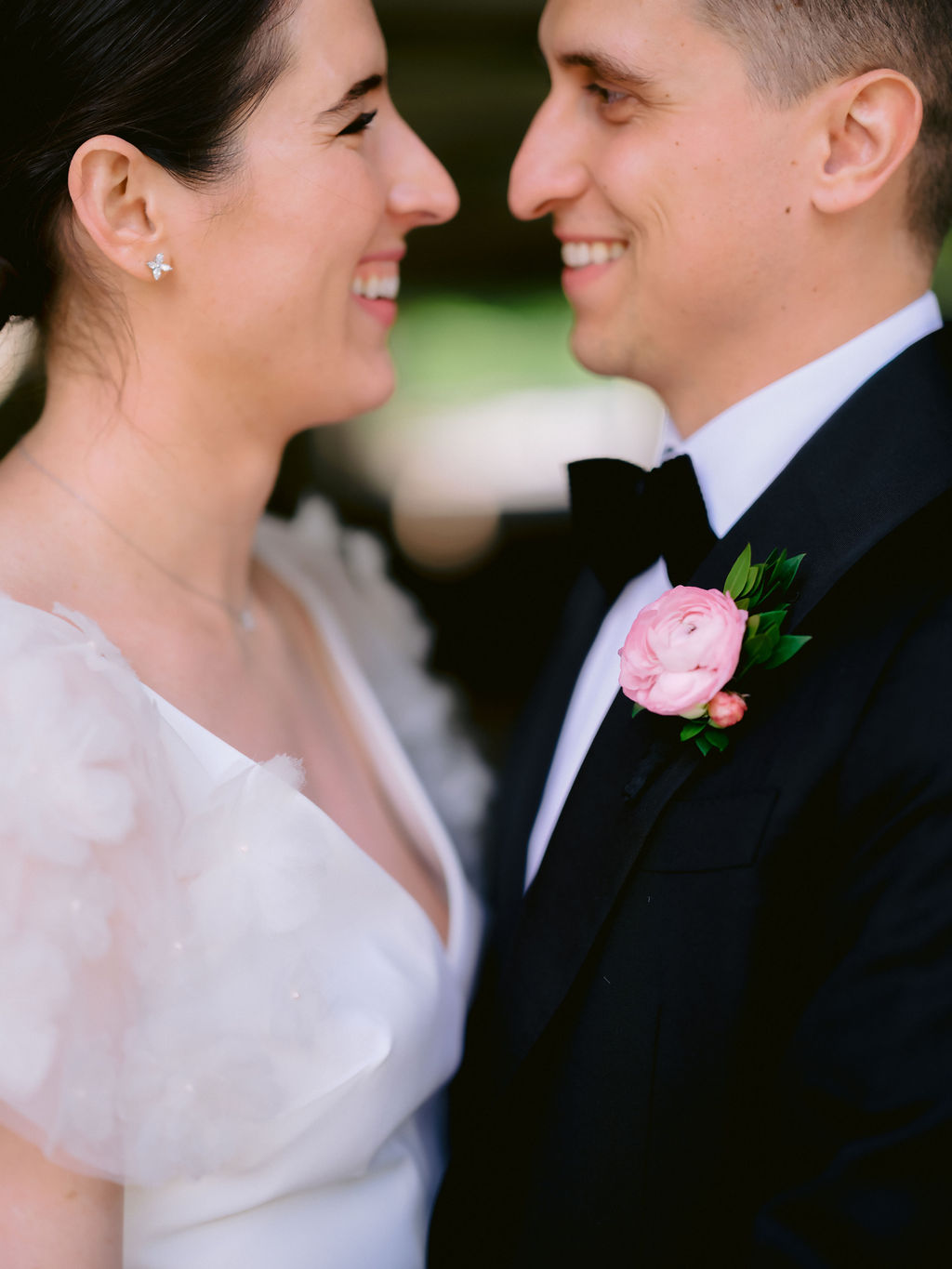 Colorful & Intimate Backyard Wedding