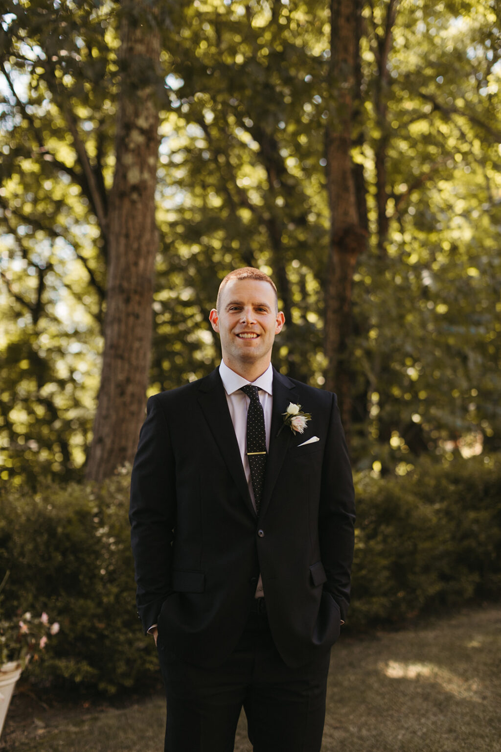 Lush Tropicals: Intimate Wedding in the Pocono Mountains