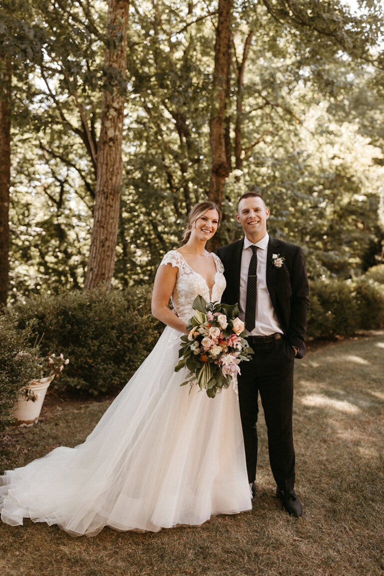 Lush Tropicals: Intimate Wedding in the Pocono Mountains