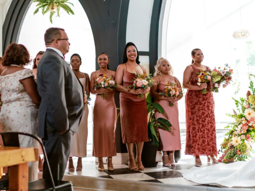 Modern & Colorful Autumn Wedding at Pocono Palms