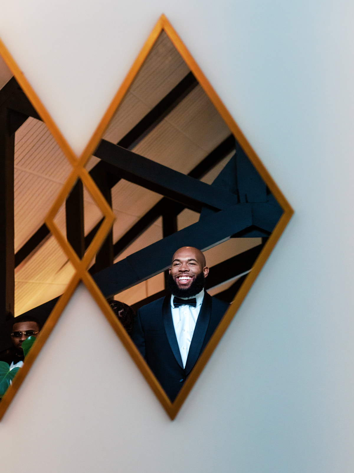 Modern & Colorful Autumn Wedding at Pocono Palms