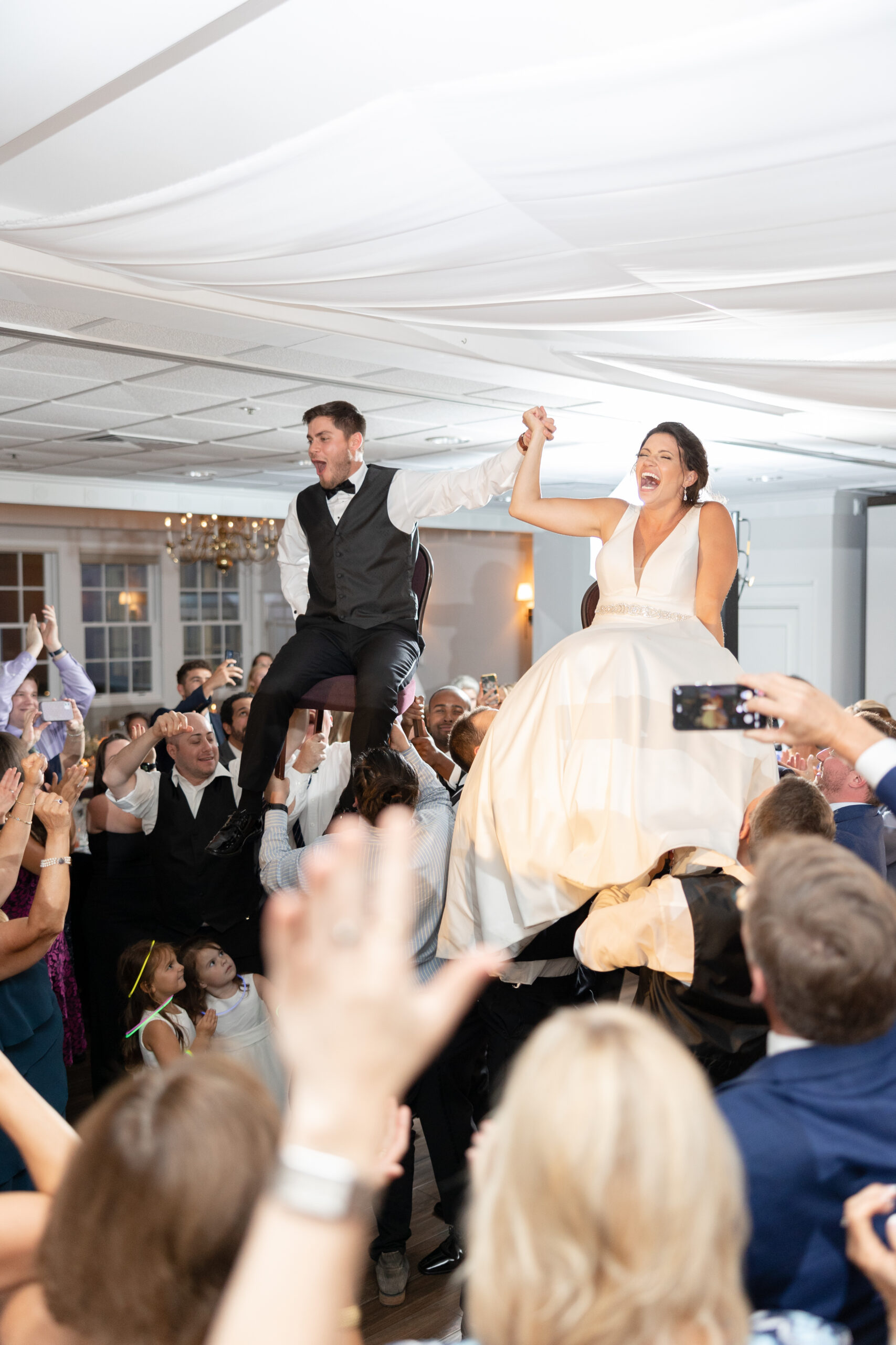 Classically Formal Wedding at the Beautiful Weyhill House and Brookside ...