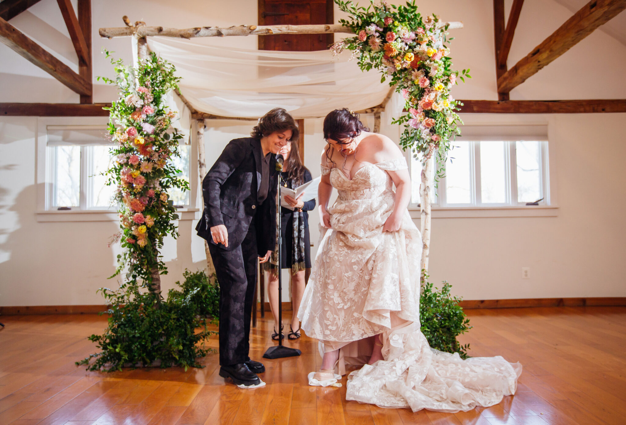 Unique Earthy Wildflowers: An Intimate Barley Sheaf Wedding