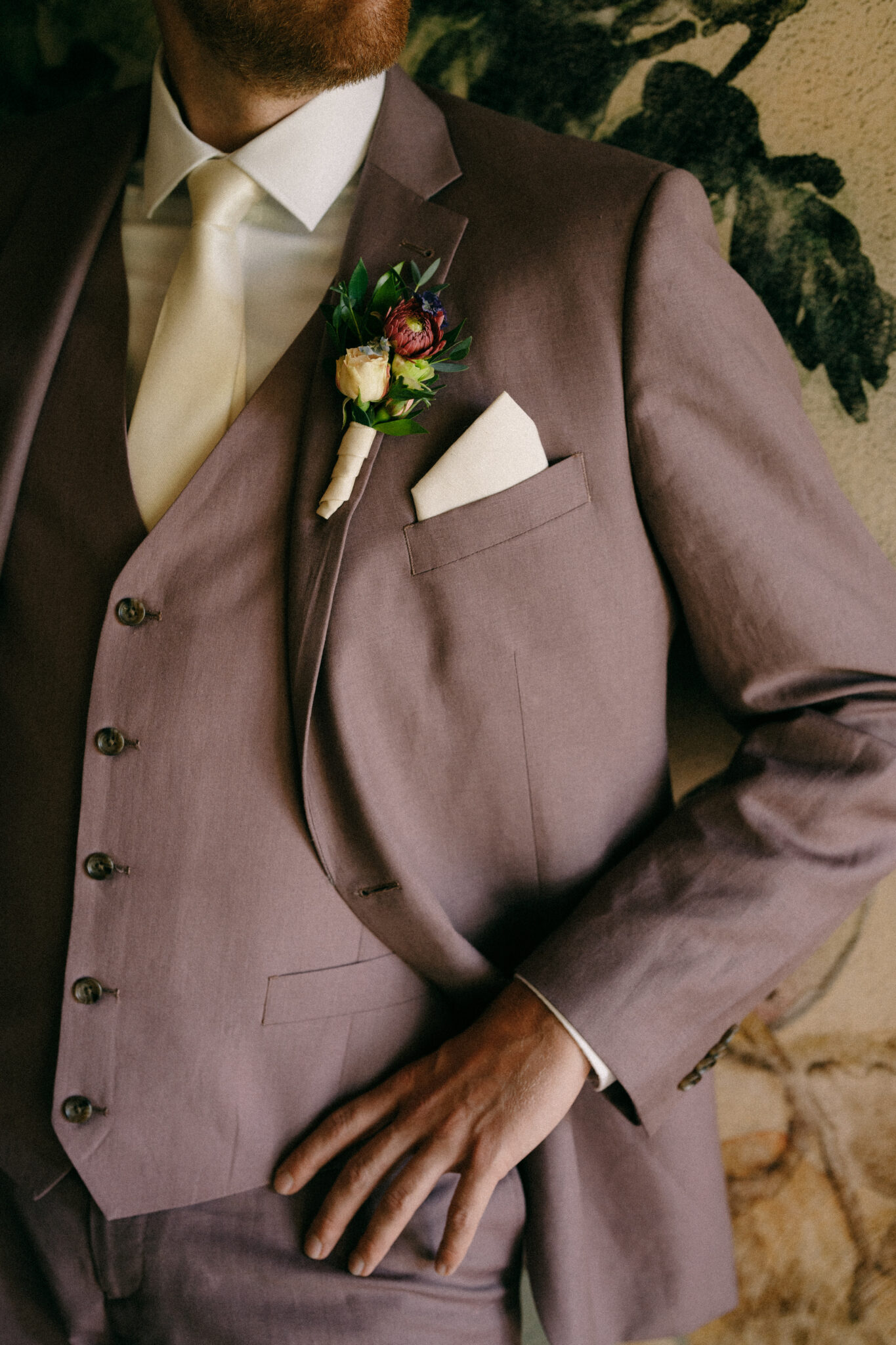 Microwedding with Early Fall Tones