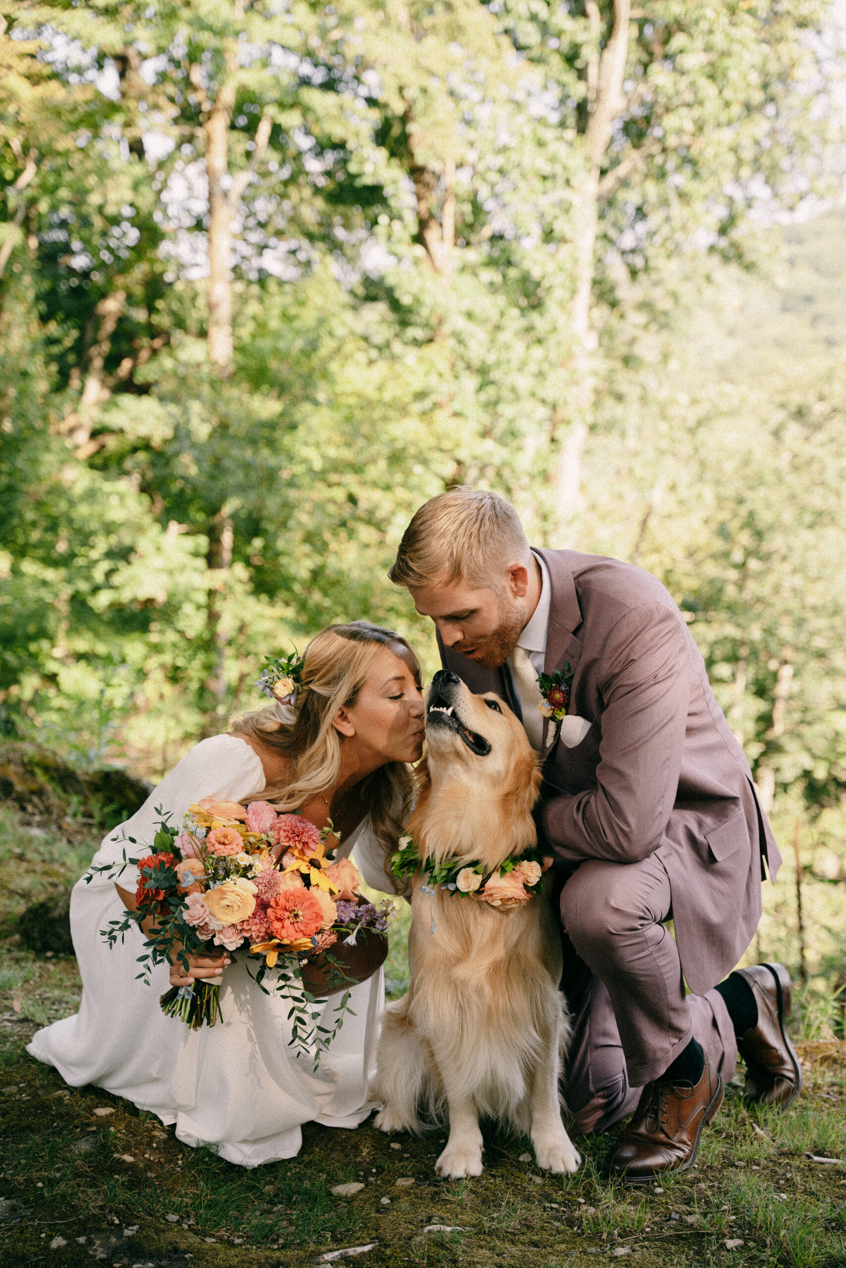 Microwedding with Early Fall Tones
