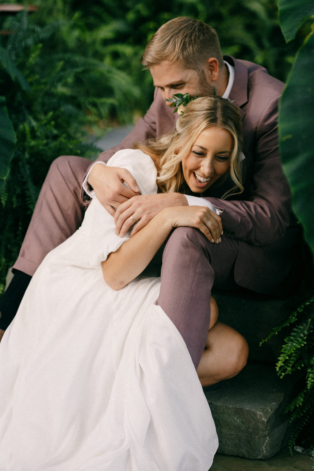 Microwedding with Early Fall Tones