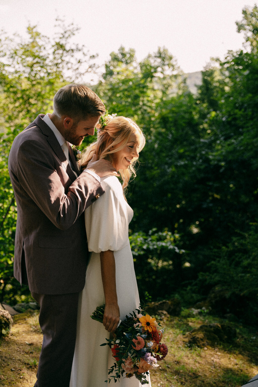 Microwedding with Early Fall Tones