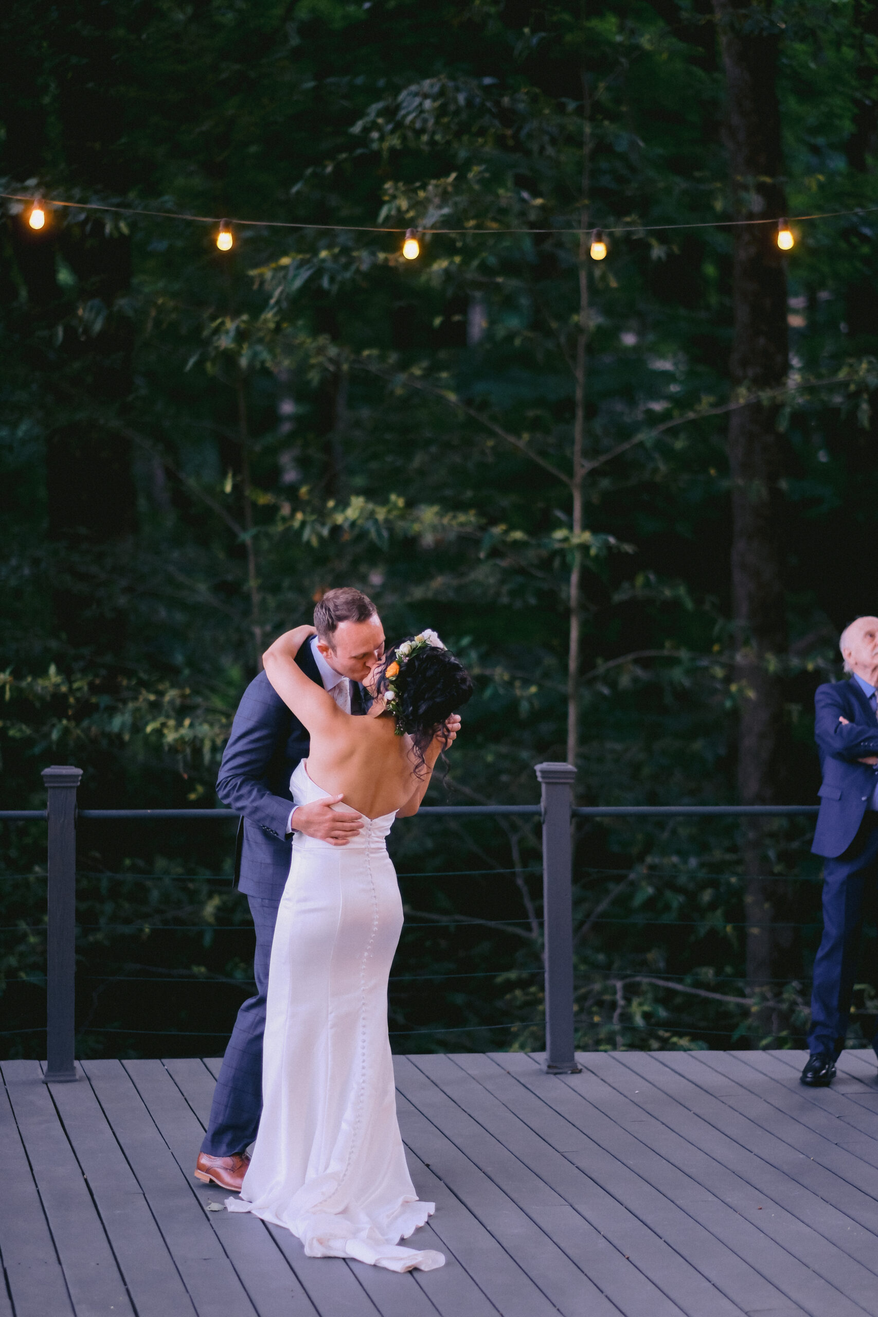 A Colorful Promise Ridge Wedding!