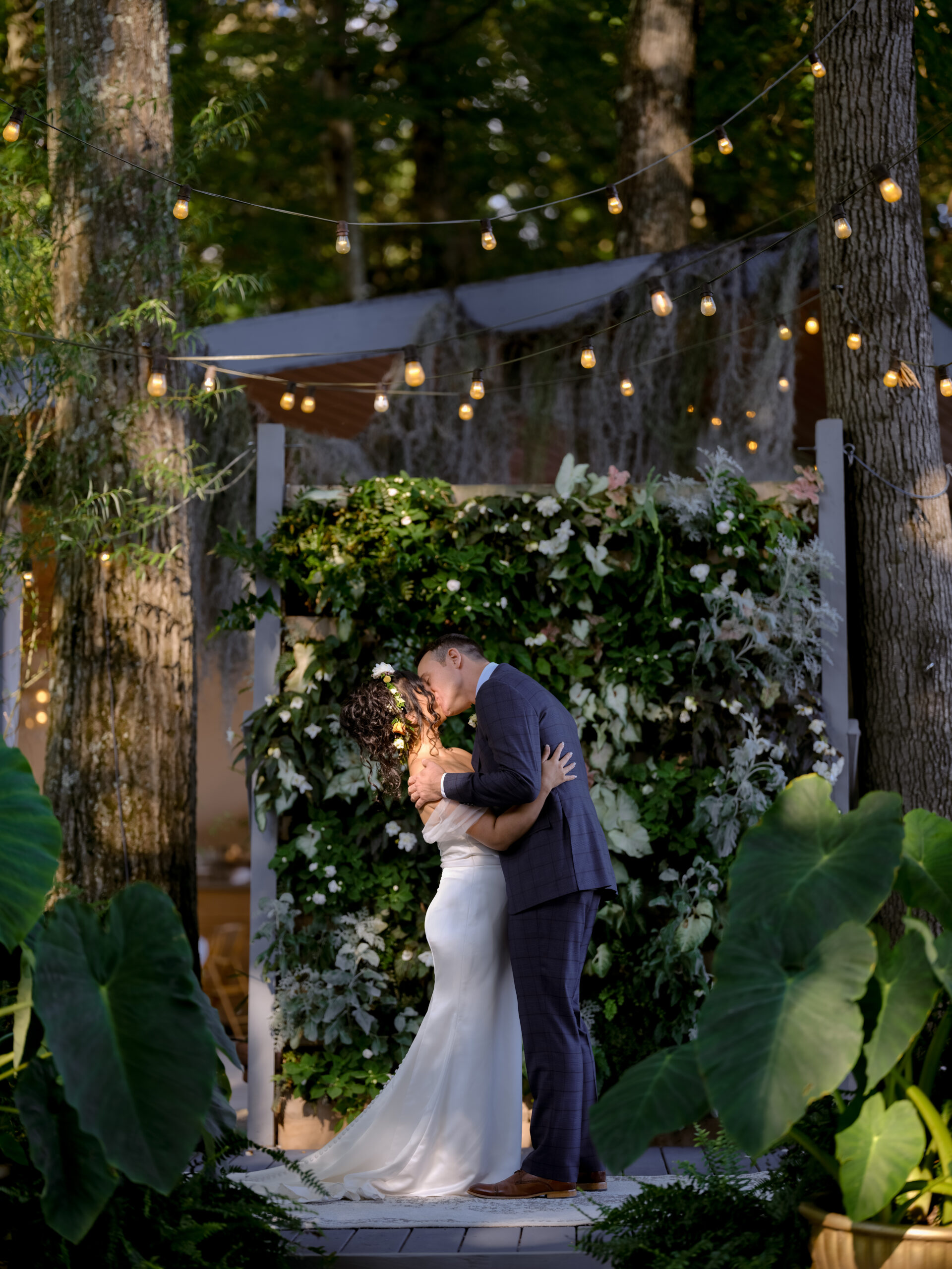 A Colorful Promise Ridge Wedding!